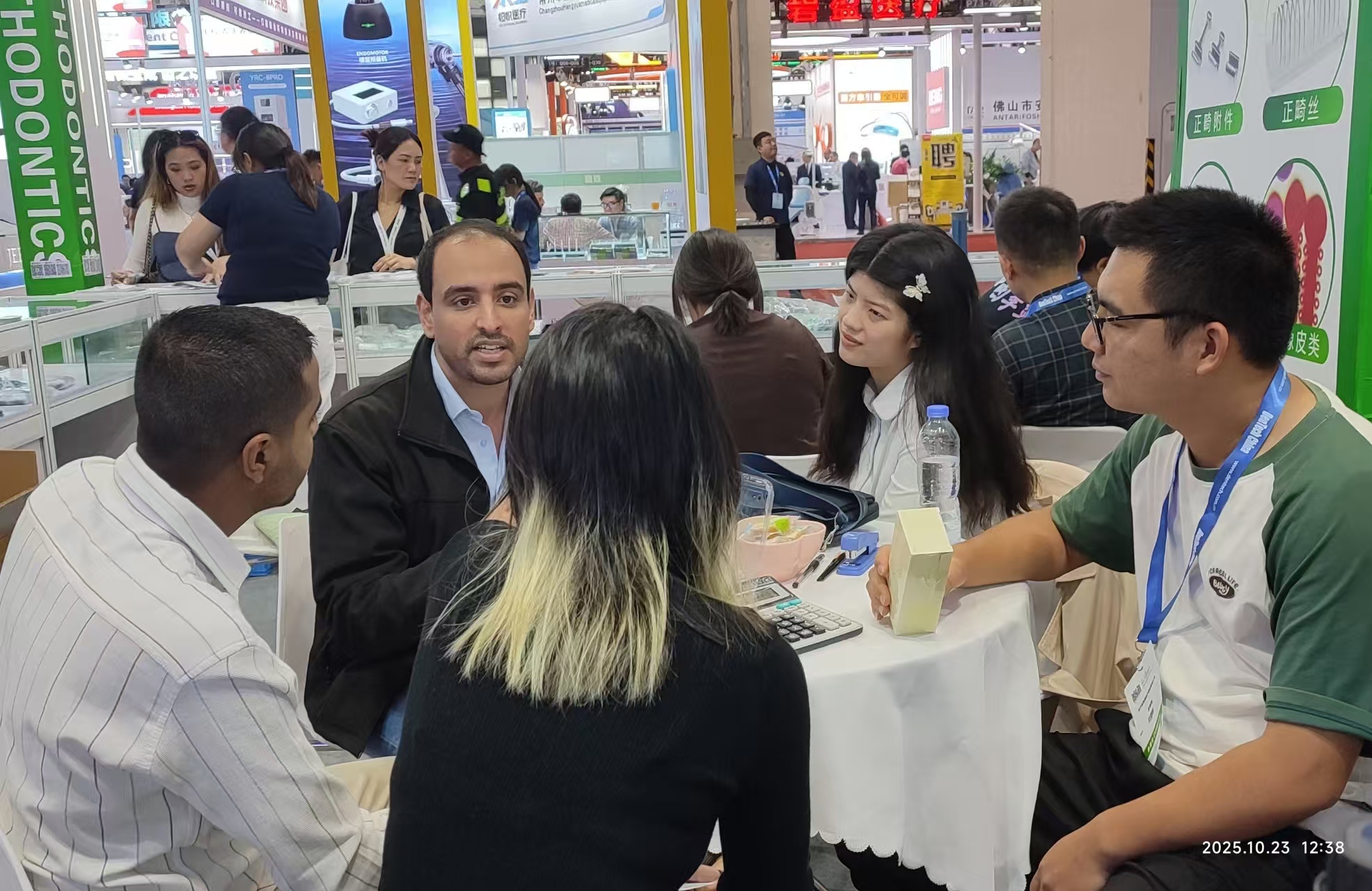 Zhongchuang Medical Group shines at the 2025 Shanghai International ...